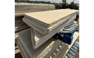 POOL360 | 2-1/4" Natural Edge Limestone Slabs