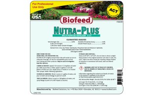 POOL360 | NUTRA-PLUS® 8-2-4 Multi-Purpose Fertilizer with Hose Sprayer 1 qt