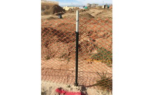 horizon | 6' Painted Metal T-Post 1.25 With Kickplate