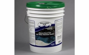 POOL360 | 1 gal Deck-O-Shield™ Plus Natural Stone & Salt Water Resistant Sealer