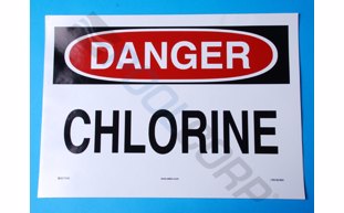 POOL360 | OSHA Danger Chlorine Sign