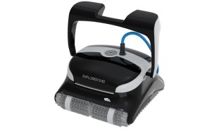 POOL360 | Dolphin Explorer E40 Robotic Pool Cleaner